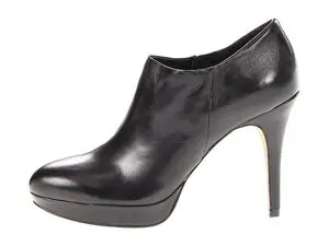 Vince Camuto Elvin Booties