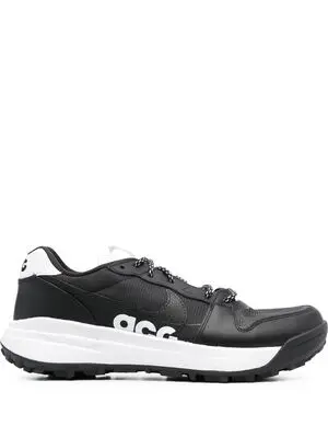Nike Low-top Sneakers