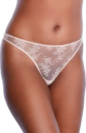 JOURNELLE Romy Thong - Amande