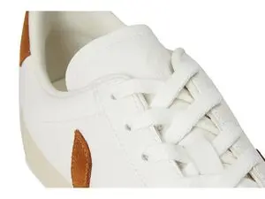 VEJA Campo Sneakers - Brown