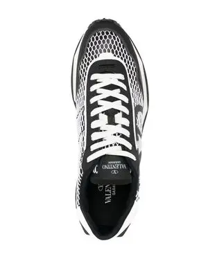 Valentino Garavani Netrunner Low-top Sneakers - Black