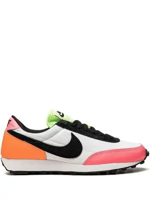 Nike Daybreak Low-top Sneakers - White