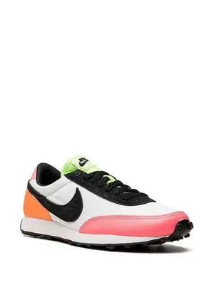 Nike Daybreak Low-top Sneakers - White