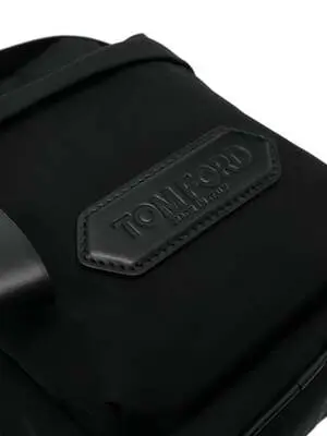 TOM FORD Logo-patch Zip-up Messenger Bag