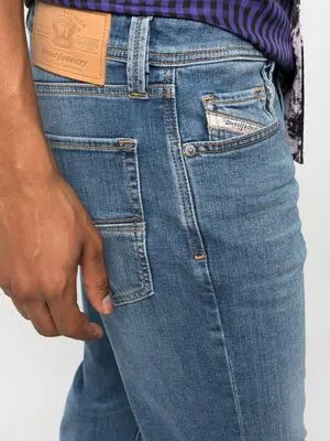 DIESEL® Larkee-beex Tapered Jeans - Blue