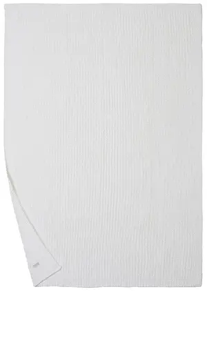 Barefoot Dreams Cozychic Ribbed Throw In Cream - Pearl