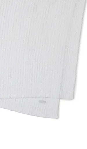Barefoot Dreams Cozychic Ribbed Throw In Cream - Pearl
