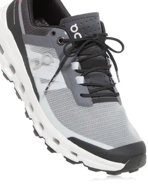 On Cloudvista Sneakers