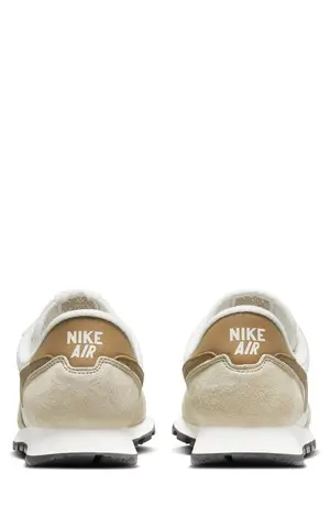Nike Air Pegasus 83 Premium Sneaker - Phantom/ Ale Brown/ Limestone