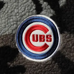 THE WILD COLLECTIVE Chicago Cubs Camo Sherpa Full-zip Bomber Jacket