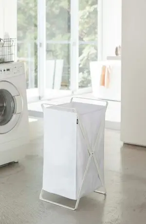 YAMAZAKI Tower Laundry Hamper - White