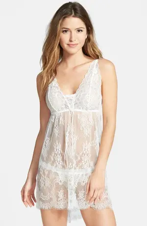Hanky Panky Victoria' Lace Chemise & G-string - Light Ivory