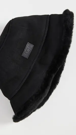 UGG Sheepskin Bucket Hat - Black