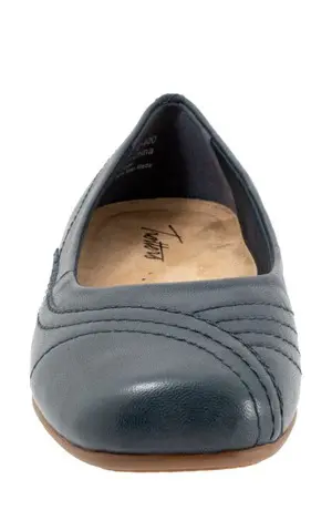 Trotters Sasha Square Toe Flat - Navy