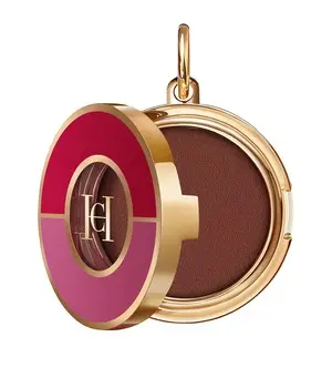 Carolina Herrera Chic Matte Mono Eyeshadow Red