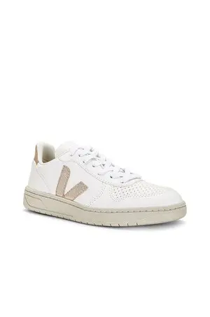 VEJA V-10 Sneaker