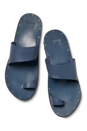 Beek Finch Toe-loop Sandals - Navy