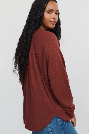 PILCRO Ruffled Raglan Thermal Top - Chocolate