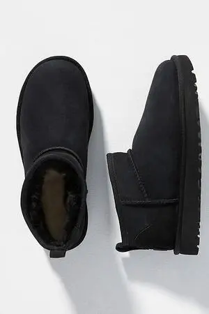 UGG Classic Ultra Mini Boots - Black