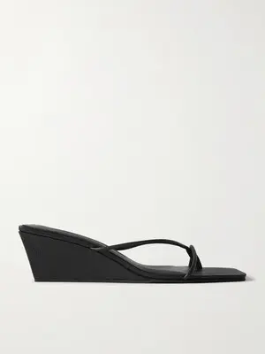 ST. AGNI Leather Wedge Sandals