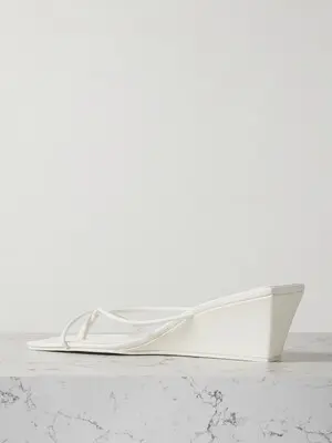 ST. AGNI Leather Wedge Sandals