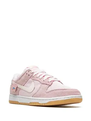 Nike Dunk Low Se Teddy Bear Sneakers
