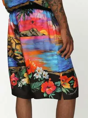 Dolce & Gabbana Graphic-print Oversized Shorts - Black