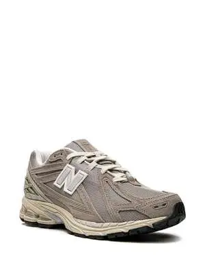 NEW BALANCE 1906r Sneakers