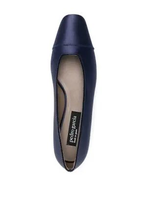 PEDRO GARCIA Satin-finish Pumps