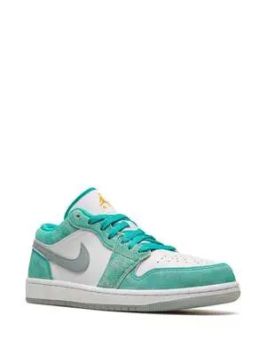 JORDAN Air 1 Low Se Sneakers - Green