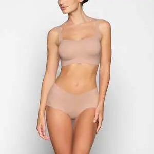 SKIMS Naked Scoop Bralette - Clay