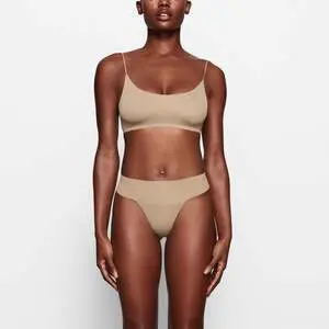SKIMS Scoop Bralette | Light Neutral | M Dd Desert
