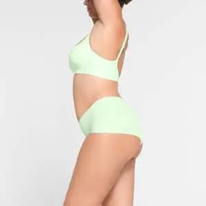 SKIMS Scoop Bralette | Light Neutral