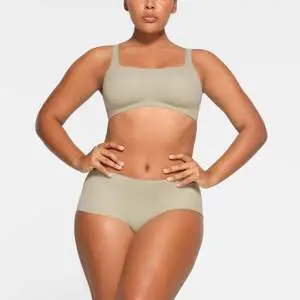 SKIMS Scoop Bralette | Light Neutral | M Dd Talc