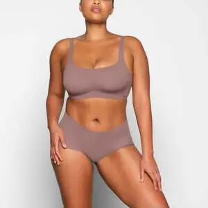 SKIMS Scoop Bralette | Light Neutral | M Dd Umber