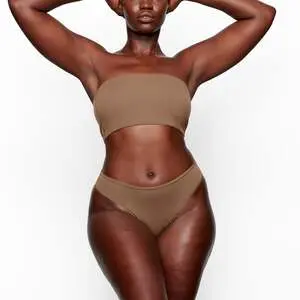 SKIMS Bandeau | Medium Neutral | 2xs | Fits Everybody Oxide