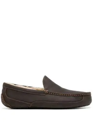 UGG Ascot Matte Slipper - Brown