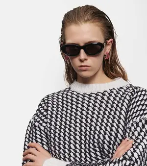 Bottega Veneta Bombe Oval Sunglasses - Black