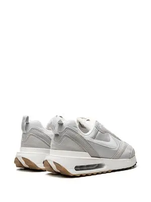 Nike Air Max Dawn Sneakers