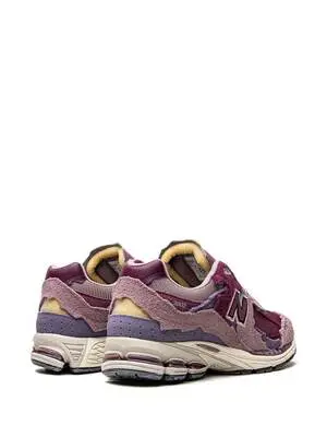 NEW BALANCE 2002r Protection Pack Sneakers - Pink