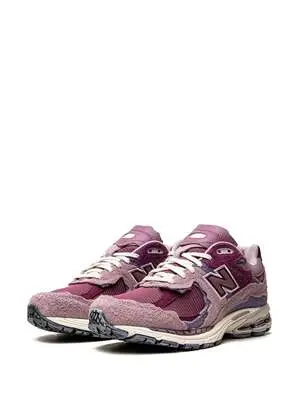 NEW BALANCE 2002r Protection Pack Sneakers - Pink