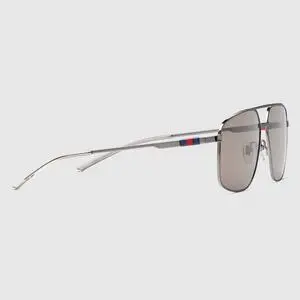 Gucci Navigator Frame Sunglasses
