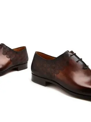 Magnanni Embossed Oxford Shoes