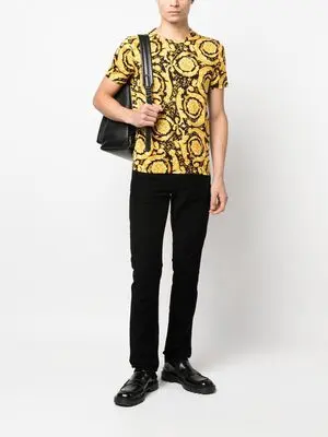 Versace Baroque-print Crew Neck T-shirt