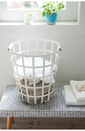 YAMAZAKI Tosca Round Steel Laundry Basket