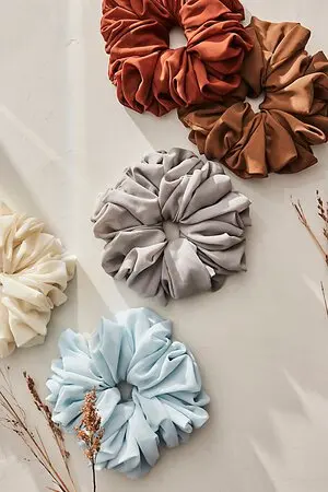 KAXI CO. Chiffon Jumbo Scrunchie Grey