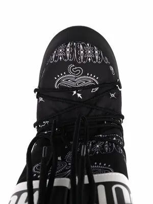 Moon Boot X Highsnobiety Icon S