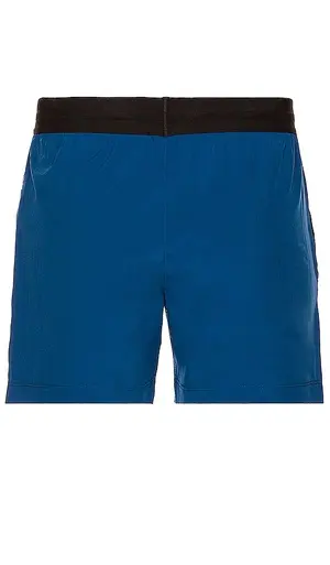 RHONE 5 Mako Tech Short Unlined In Blue