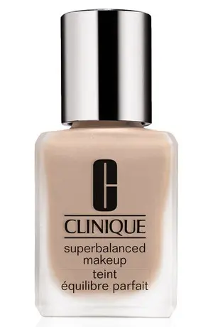 CLINIQUE Superbalanced Makeup Foundation - 28 Ivory