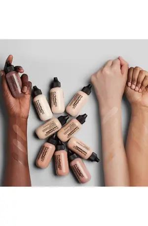 MAC COSMETICS Studio Radiance Face & Body Radiant Sheer Foundation